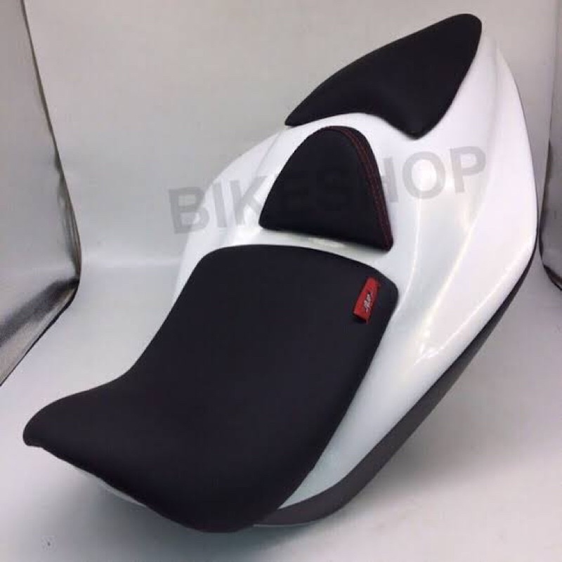 ท้ายซ้อน2 msx sf (สีแดง-ขาว-ดำ)ซ้อน2พร้อมเบาะ (รุ่นไฟตา2ชั้น) | Shopee ...