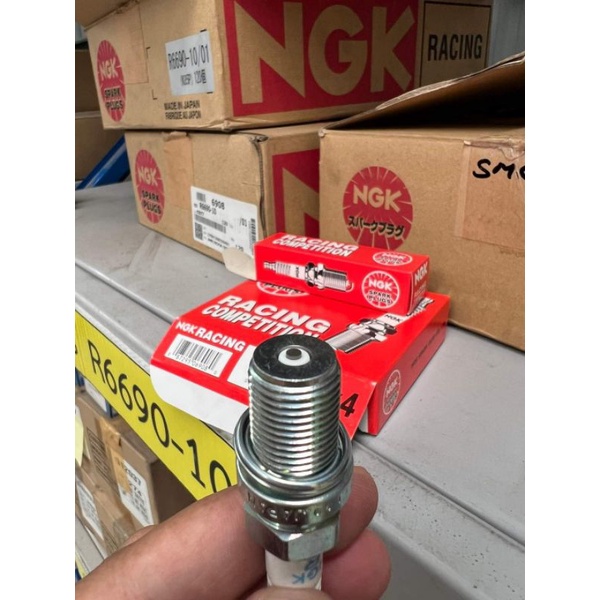 หัวเทียนNGK Racing สำรับแข่งขัน สำหรับรถVios yaris jazz City. FD EK ...