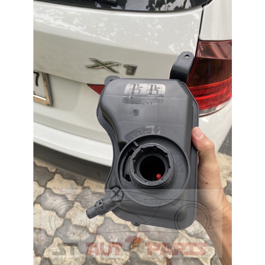 หม้อพักน้ำ กระป๋องพักน้ำ ถังพักน้ำ BMW X1 E84 E90 N46N เครื่องเบนซิน ...