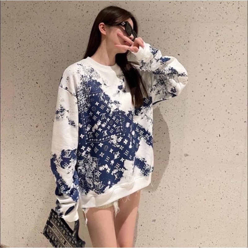 พร้อมส่ง (มีราคาส่ง)เสื้อแขนยาว สวเตอร์ พิมพ์ลายL~วีลุคลูกคุณหนู ไฮโซ ...