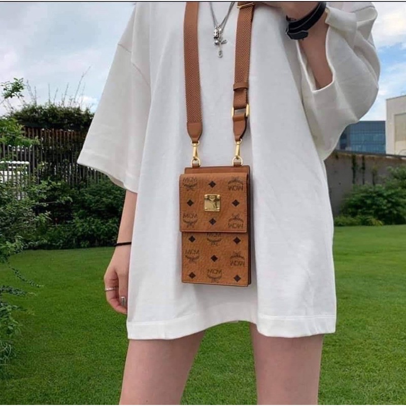 New‼️Mcm Phone crossbody ออริ สายเรียบ | Shopee Thailand