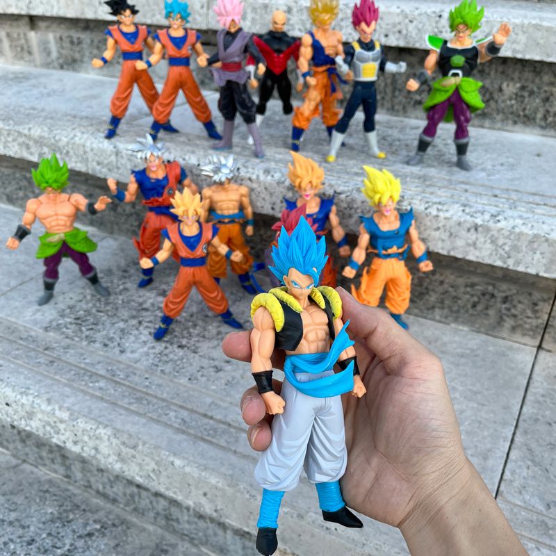 ตุ๊กตาฟิกเกอร์ Broly Super Saiyan God Pink Black Son Goku Vegeta Dragon ...