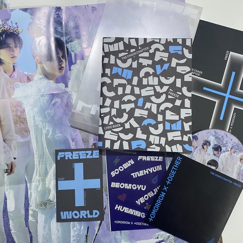 The Chaos Chapter: FREEZE บั้มเปล่าทีเร้ก มีโปสเตอร์ ของตามภาพค่ะ ...