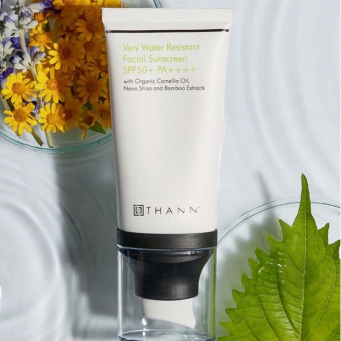 ของใหม่ หมดอายุปี2026 THANN Very Water Resistant Facial Sunscreen SPF50+ | Shopee Thailand