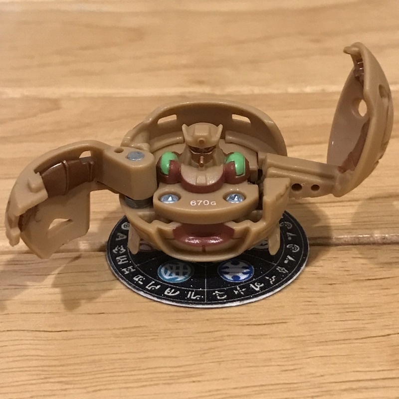 Bakugan Subterra Golem B2 บาคุกันโกเลม ธาตุดิน ขนาด B2 | Shopee Thailand