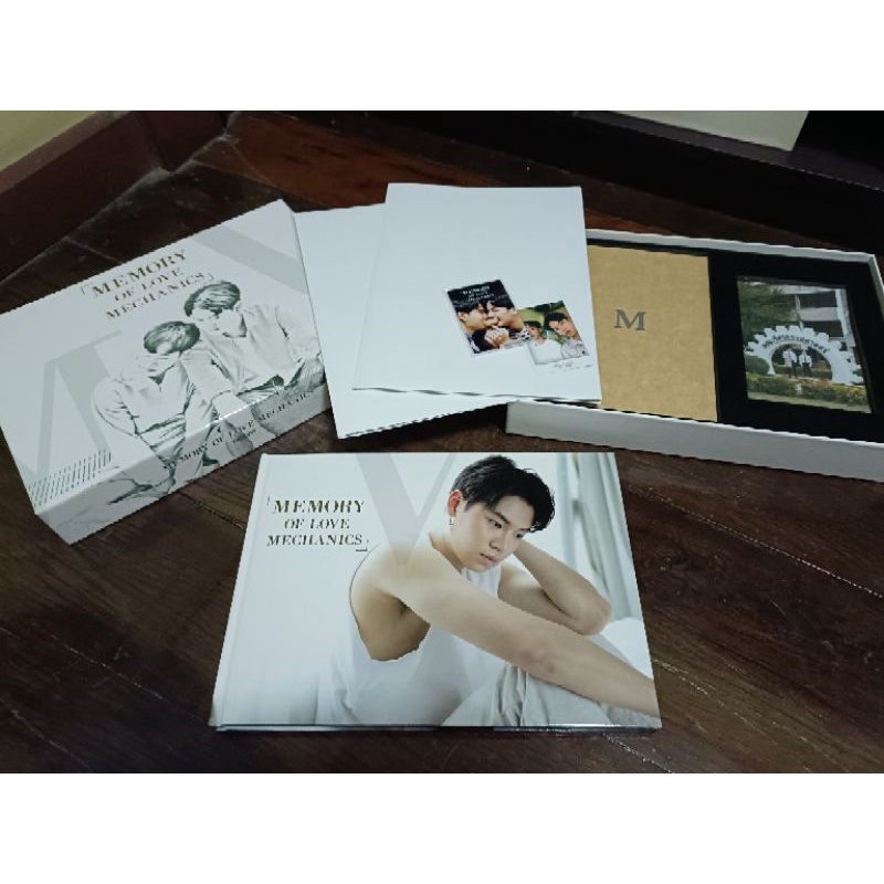 Photobook Lovemechanics yinwar | Shopee Thailand