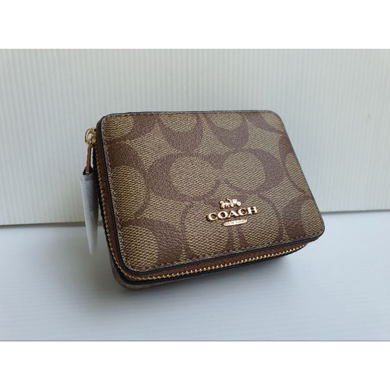 แท้!! กล่องยา Coach weekly pill box สีน้ำตาล ลาย c signature ใหม่ ...