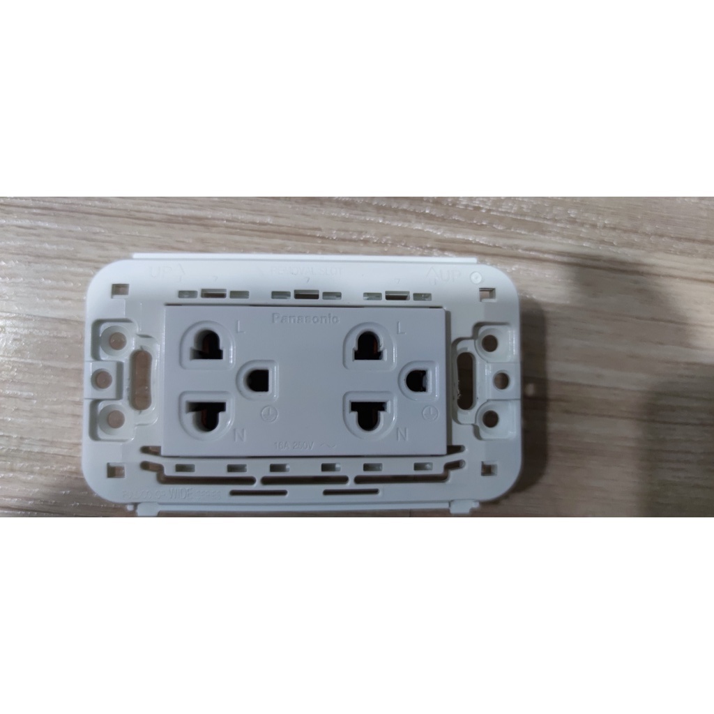 เต้ารับคู่3ขา Wide PANASONIC รุ่น Weg 15929 สีขาว | Shopee Thailand