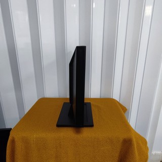 จอคอมพิวเตอร์ Dell 17" E1709Wc มีช่องสัญญาณอินพุต VGA พร้อมสายไฟ AC ...