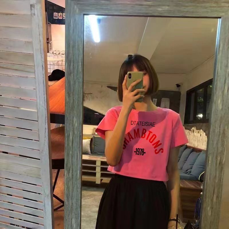 เสื้อยืดแขนสั้นเอวลอย เสื้อครอปพิมพ์ลาย | Shopee Thailand