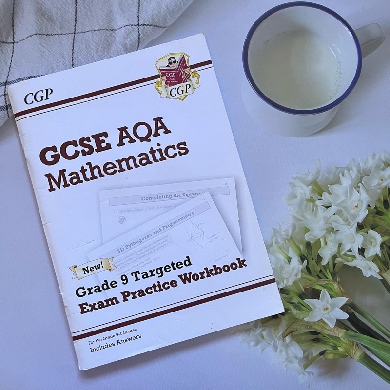 หนังสือแบบฝึกหัด เสริมทักษะ #workbook #practicebook GCSE AQA 💮 ...