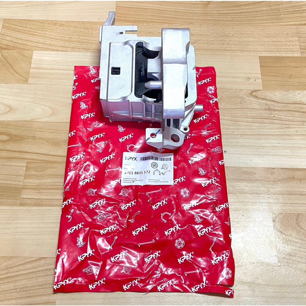 ยางแท่นเครื่องหน้าขวา BMW Series 2 F45/F46 , X1 F48 , X2 F39 , MINI F55 ...