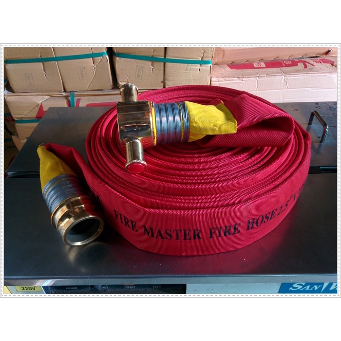 สายส่งน้ำดับเพลิง สีแดง ชนิดผ้าใบ ขนาด 1.5", 2.5" ยาว 20, 30 เมตร ยี่ห้อ FireMaster พร้อมข้อต่อ ...