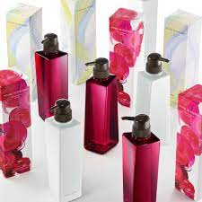 POLA PENSÉE DE BOUQUET BODY SHAMPOO ROUGE / BLANC สบู่เหลวอาบน้ำ กลิ่นหอมผ่อนคลายใจกาย | Shopee ...