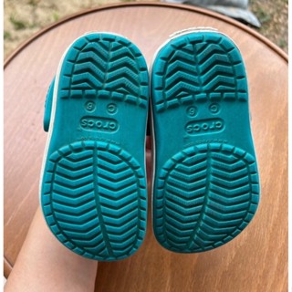 รองเท้าcrocsเด็กไซต์C6มือสองของแท้100%สภาพตามรูปจ้า | Shopee Thailand