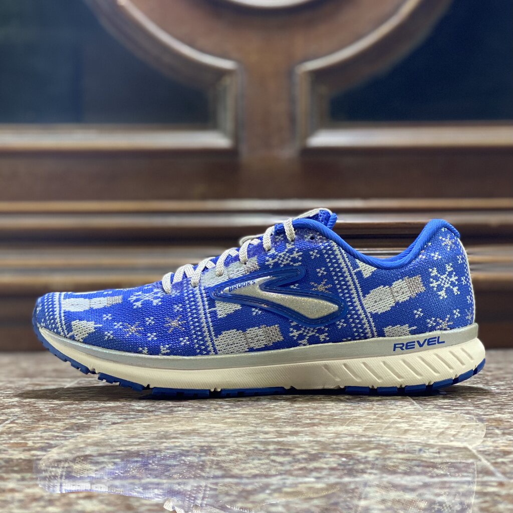 รองเท้าวิ่ง Brooks Revel 3 X’Mas ‘LIMITED’ #มือ2 (W7US) | Shopee Thailand
