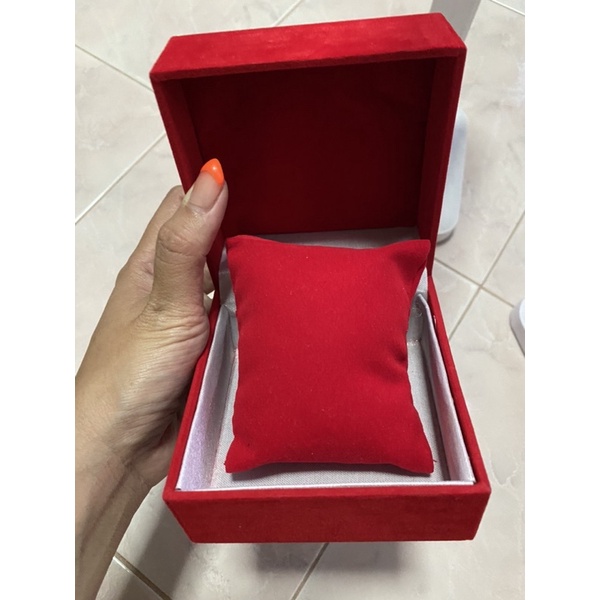 Red Velvet Watch Box with pillow | Shopee Thailand