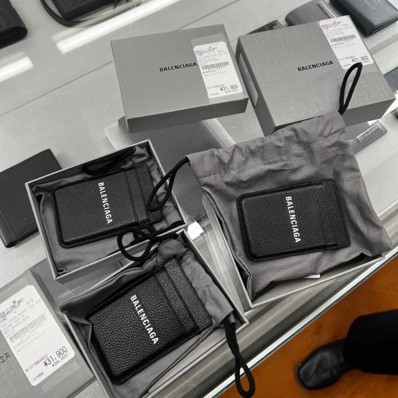 BLCG Magsafe wallet (Rep) | Shopee Thailand