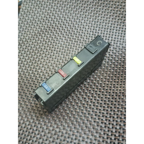 แผงฟิวส์ toyota vios altis camry รหัสตัวซีแท้ถอดญี่ปุ่น | Shopee Thailand