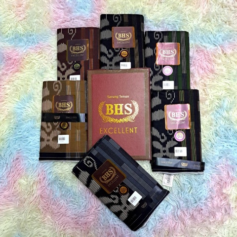 โสร่งผู้ชาย BHS EXCELLENT ( ผ้ายกดอก ) รุ่น SSU E52 รหัส BHA01 | Shopee ...