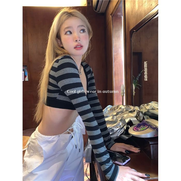 ขายดี เสื้อยืดแขนยาว คอยู ลายทาง เซ็กซี่ แฟชั่นฤดูใบไม้ร่วง สไตล์ใหม่ สําหรับผู้หญิง DGHX ...