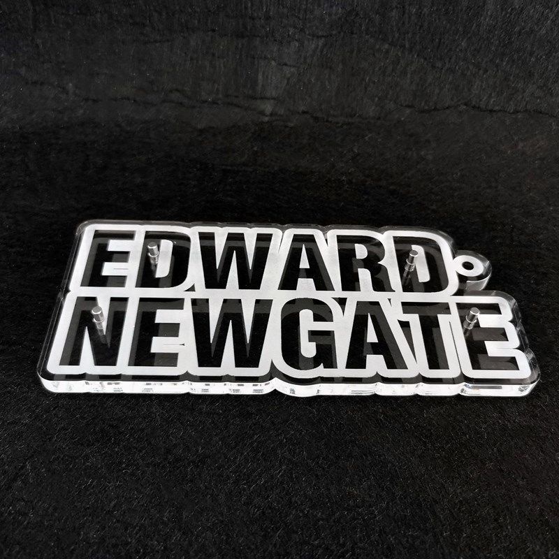 โมเดลแพลตฟอร์มอะคริลิคใส One Piece POP DX EX Replica Elderly EDWARD NEWGATE | Shopee Thailand