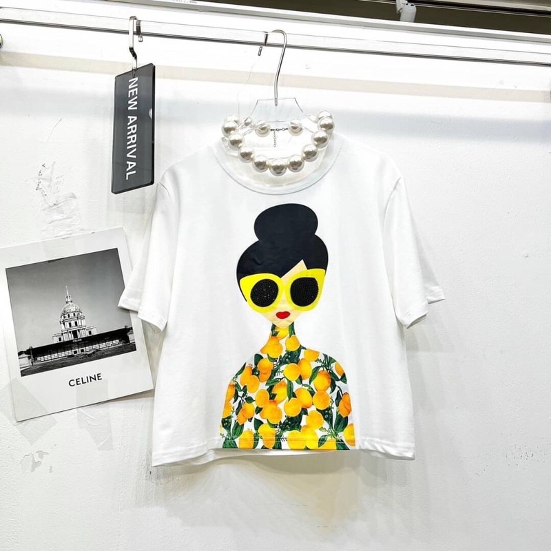เสื้อกึ่งครอปลายAlice&Olivia ลายแว่นเหลือง | Shopee Thailand