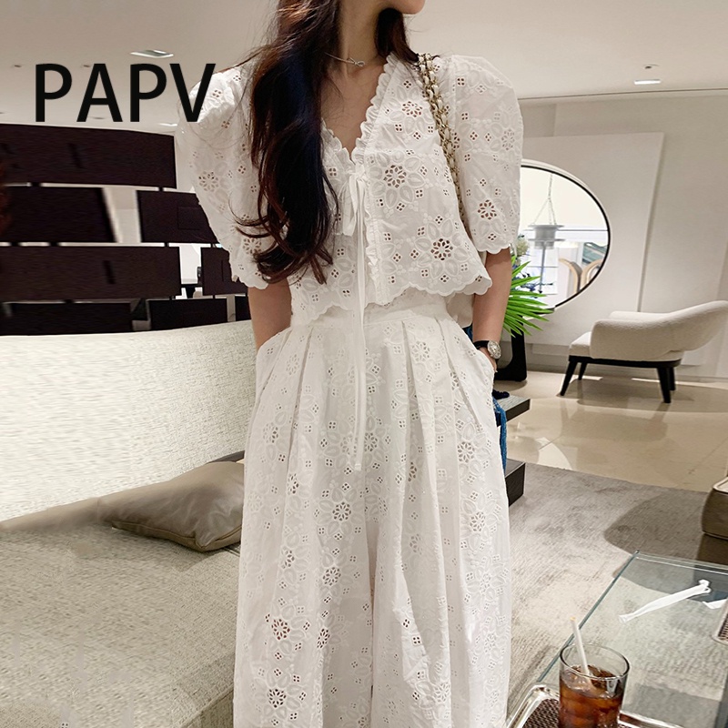 Papv เสื้อท็อป ปักลายกลวง สไตล์เกาหลี พร้อมกระโปรงพลีท เอวสูง สําหรับ ...