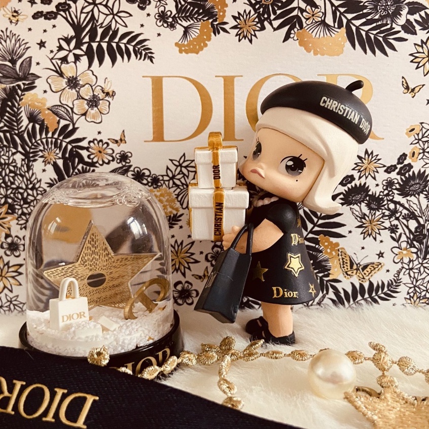 พร้อมส่ง popmart Dior&Molly Shopaholic LABUBU ของตกแต่งรถยนต์ ของขวัญ ...