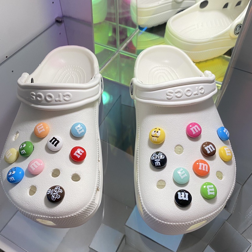 ถั่วน่ารัก ลูกอม Jbitz สําหรับ Crocs น้ําตาล Jibbits Charm M&M ช็อคโกแล ...