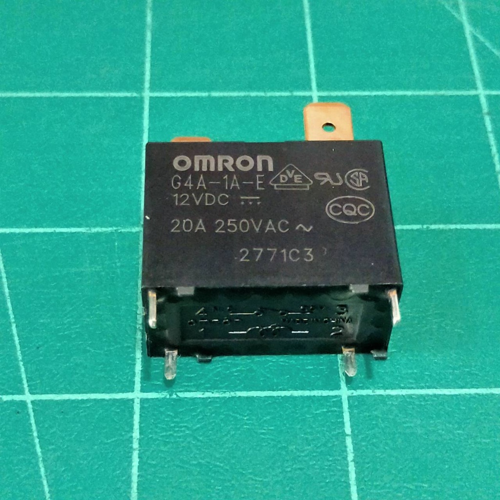 รีเลย์ Relay OMRON Plug In คอยล์ 12VDC 24VDC 4P 20A 250VAC **ของแท้ ...
