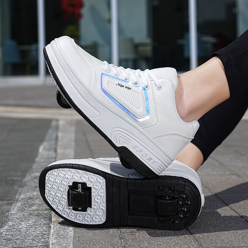 ผู้ชายผู้หญิงโรลเลอร์สเก็ตรองเท้า Snickers ที่มีล้อ Rollerskates แฟชั่น ...
