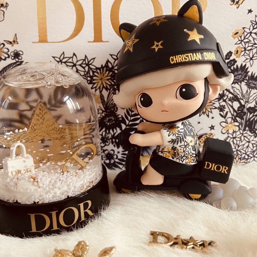 พร้อมส่ง popmart Dior&Molly Shopaholic LABUBU ของตกแต่งรถยนต์ ของขวัญ ...