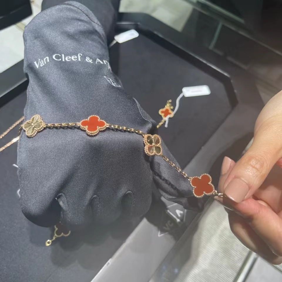 [พร้อมส่ง] Vca Van Cleef & Arpels Alhambra สร้อยข้อมือ ห้าใบ 18K สีโรส ...