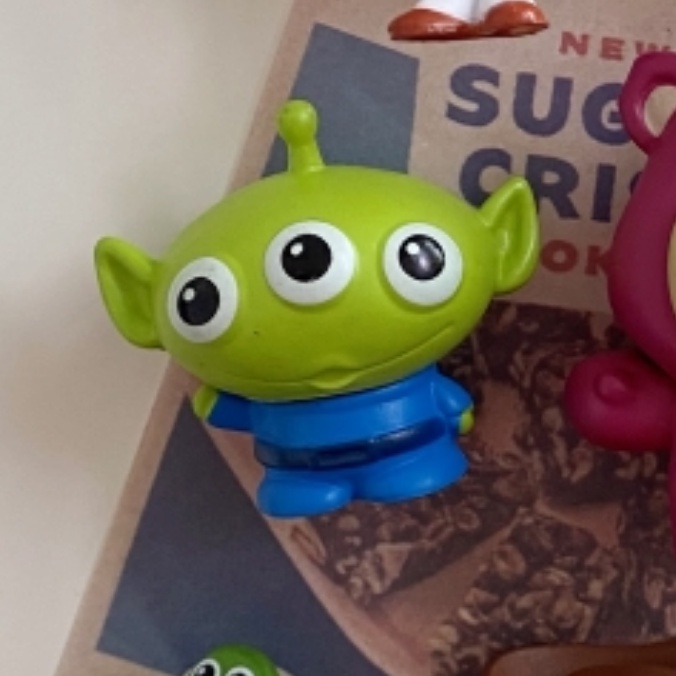 สติกเกอร์แม่เหล็กติดตู้เย็น ลายการ์ตูน Buzz Lightyear Strawberry Bear ...