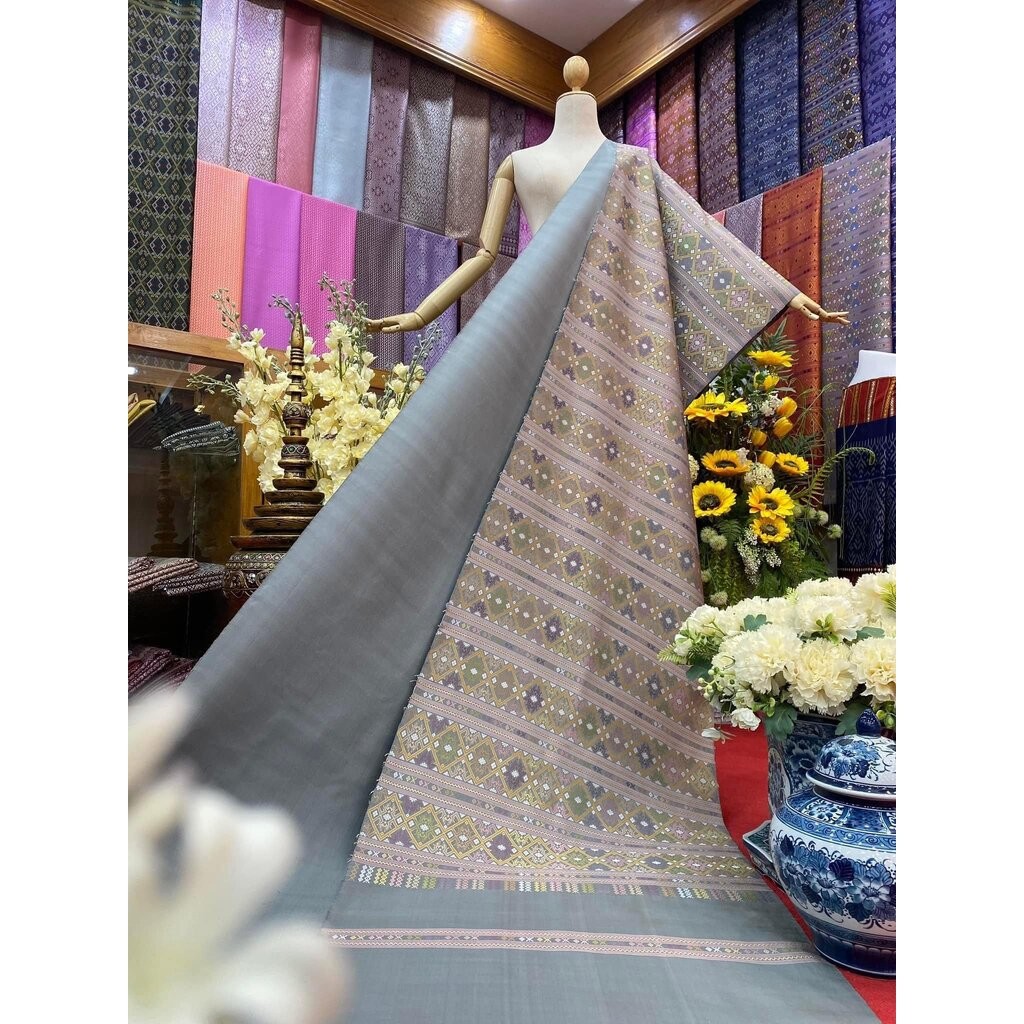 (ผ้าชุด)ไหมแพรวา ตัดชุดลายขิดเกาะ ขนาด 63x500ซม. (ลาย 2.3เมตร+สีพื้น 2. ...