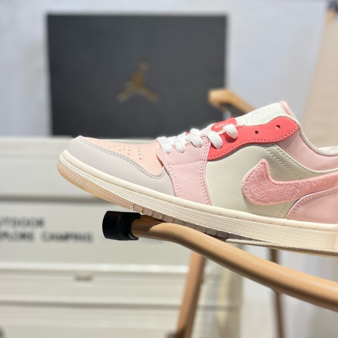 JORDAN AIR JORDAN 1 Low AJ1รองเท้าบาสเก็ตบอลรุ่น low-Top สีชมพู | Shopee Thailand