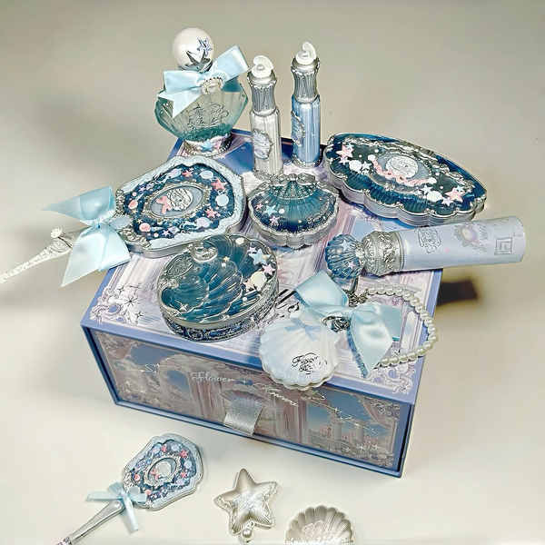 flower knows flower knows blush Flower Knows Gift Box Shell Pearl ...