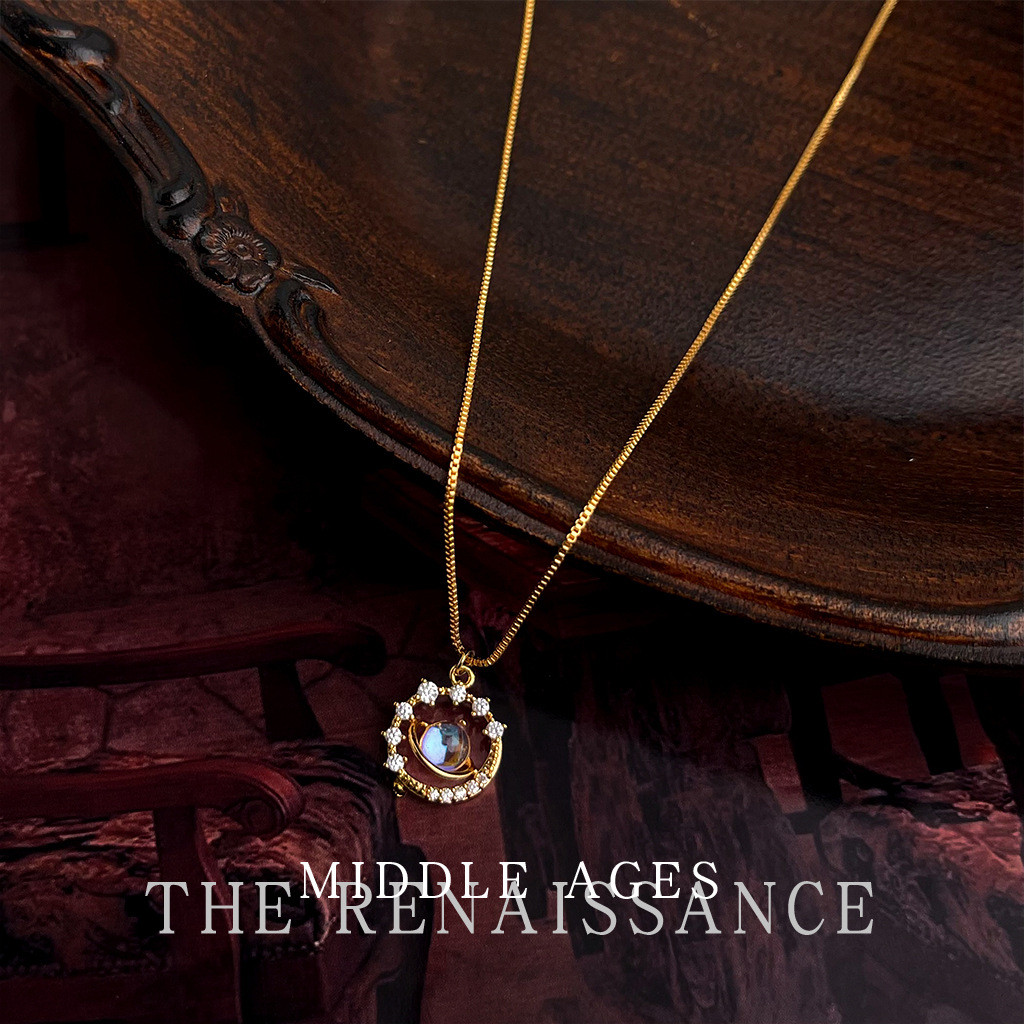 Vintage Light สไตล์ยุคกลาง Planet Zircon สร้อยคอ Niche Design หรูหรา ...