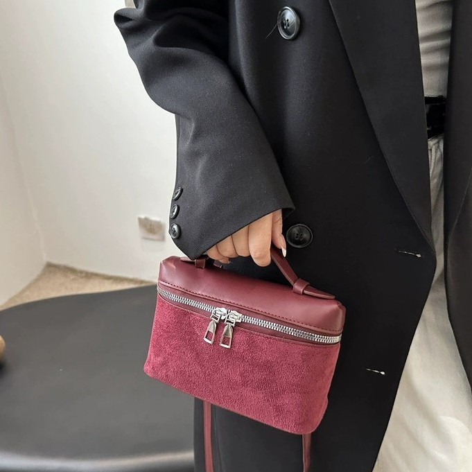 bangkoklist(BA2277) กระเป๋าสะพายข้างหนังกลับ ขนาด9นิ้ว | Shopee Thailand