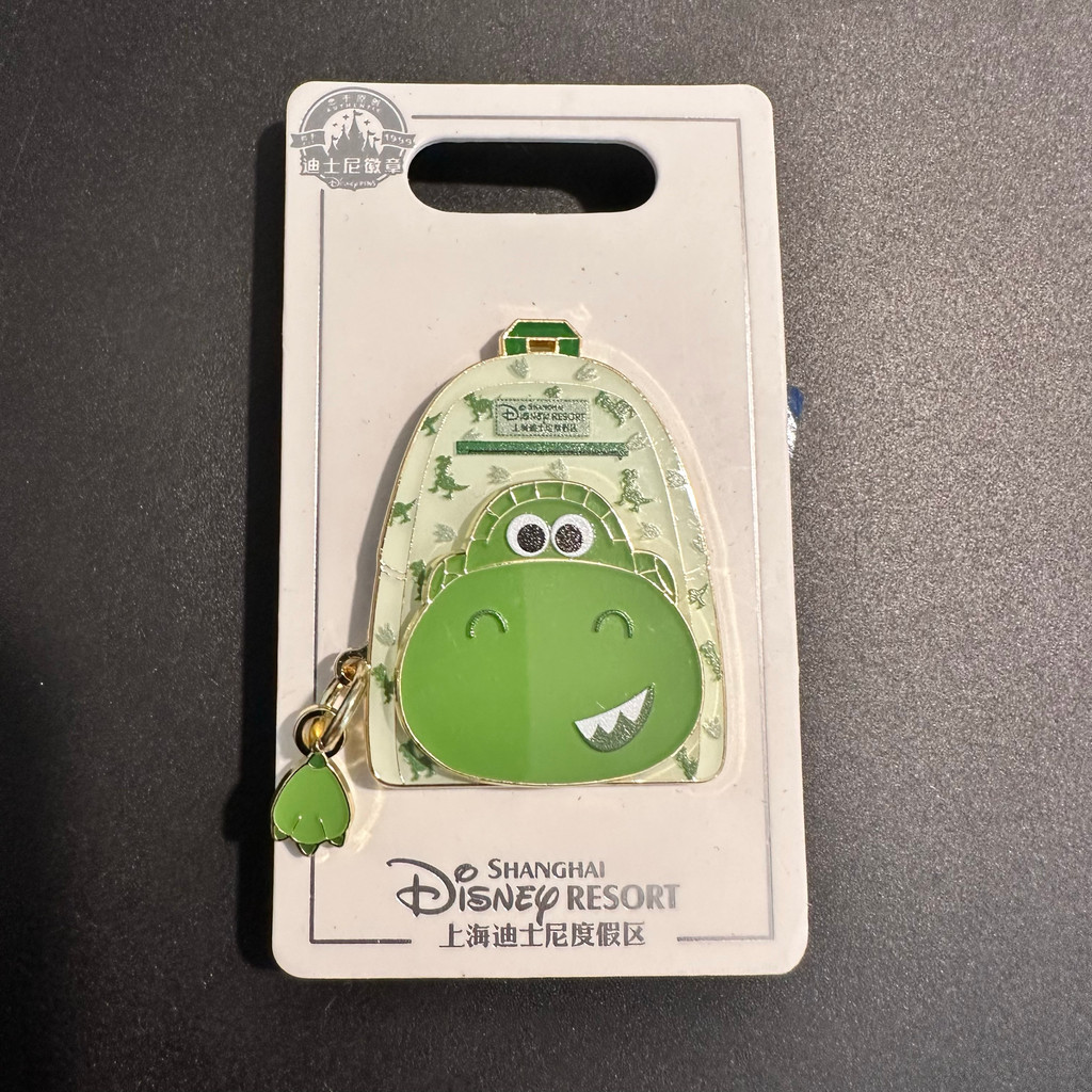 Ins Shanghai Disney Domestic Daigou ข้อเสนอพิเศษ Badge Backpack Badge ...