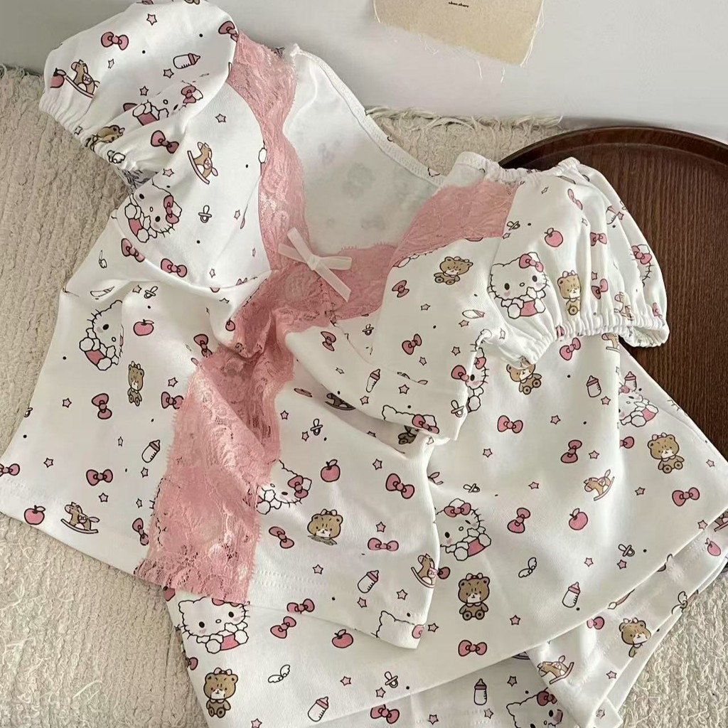 ชุดนอนลายลูกไม้สีชมพู HelloKitty | Shopee Thailand