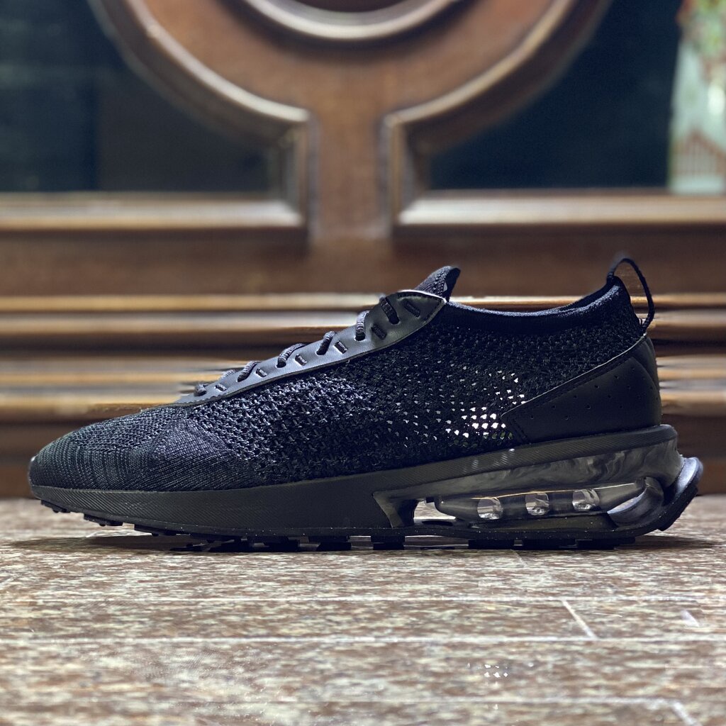 รองเท้า Nike Air Max Flyknit Racer ‘TripleBlack’ (M9.5US) | Shopee Thailand