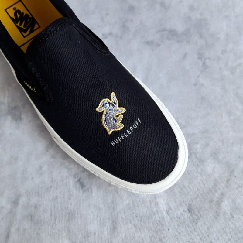 ♞Vans Vans Slip On รองเท้า Harry Potter Hufflepuff ตลาดโลก 100% d ...