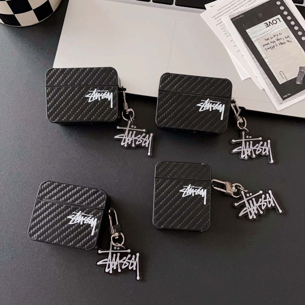เคสหูฟัง คาร์บอนไฟเบอร์ ลาย Stussy พร้อมพวงกุญแจ สีดํา สําหรับ airpods pro 2nd gen 1 2 pro 3 ...