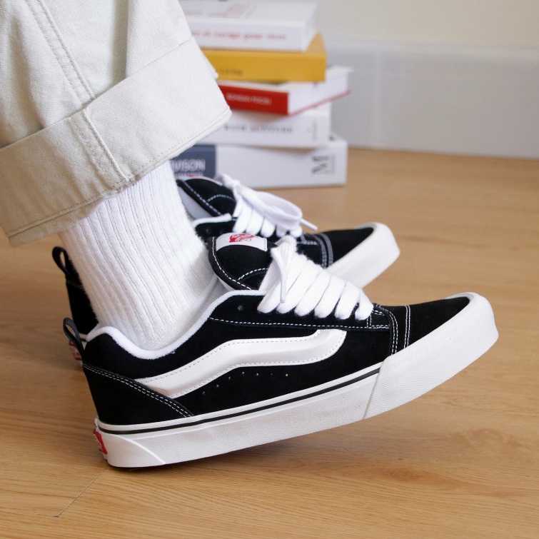 Vans Knu Skool VR3 Classic Black White Trendy Casual American Vintage ...