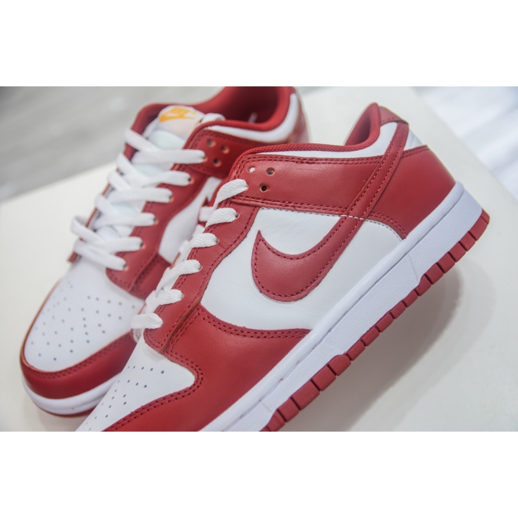 Nike SB Dunk Low Retro "Gym Red" กันลื่นแบบสบาย ๆ สไตล์วินเทจต่ำ ผ้าใบ ...