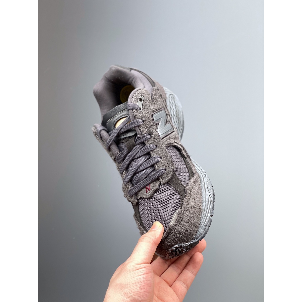 New Balance 2002R Yuanzu Grey Prevalent Men's Training Shoes M2002RC ...