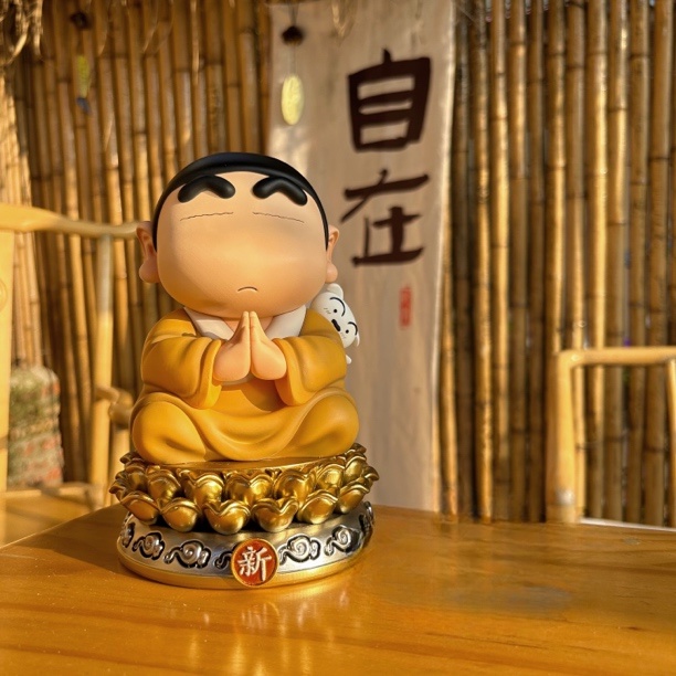 สถานที่ท้องถิ่น Crayon Shin-chan คอสเพลย์ Maitreya Daxani Action Figure ...