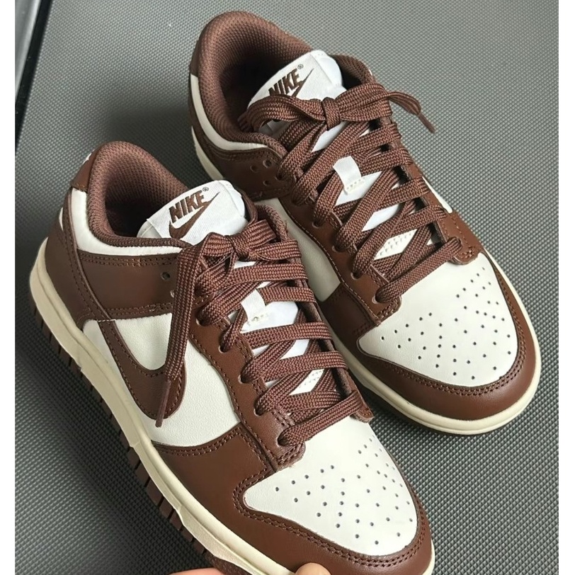 Nike Dunk Low Retro "Black" panda /Grey Fog /Surface in Brownทั้งสองเพศ ...